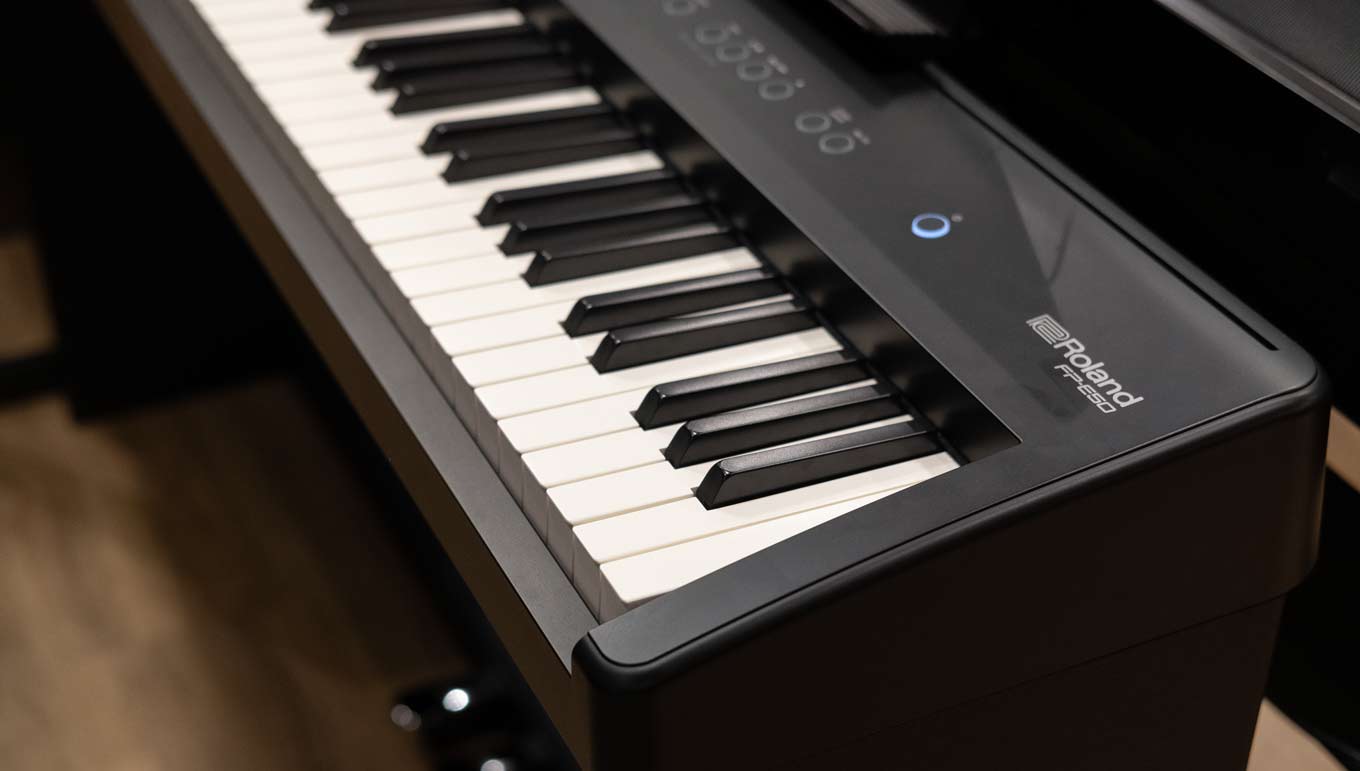 Roland FP-E50 review: The FP-30X On Steroids?